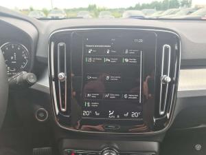 Black Volvo XC40 2022 in Siauliai, with an engine capacity of 1.48 L and mileage of 152 thousand km for 22978 €, photo 25 on AUTOMOTO.COM.LV