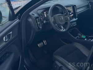 Melns Volvo XC40 2022 Rīga, ar dzinēja tilpumu 1.50 L un nobraukumu 40 tūkst. km par 25580 €, foto 8 vietnē AUTOMOTO.COM.LV