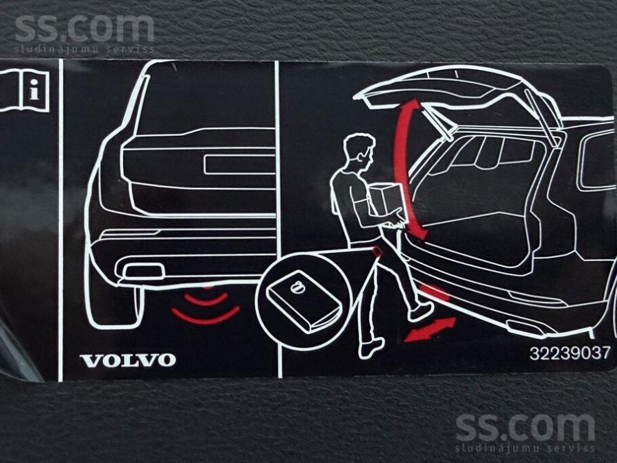 Melns Volvo XC40 2022 Rīga, ar dzinēja tilpumu 1.50 L un nobraukumu 40 tūkst. km par 25580 €, foto 26 vietnē AUTOMOTO.COM.LV