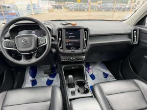 Черный Вольво XC40 2022 в Вильнюс, объемом двигателя 1.48 л и пробегом 157 тыс. км за 19990 €, фото 14 на AUTOMOTO.COM.LV