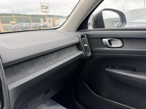 Черный Вольво XC40 2022 в Вильнюс, объемом двигателя 1.48 л и пробегом 157 тыс. км за 19990 €, фото 17 на AUTOMOTO.COM.LV