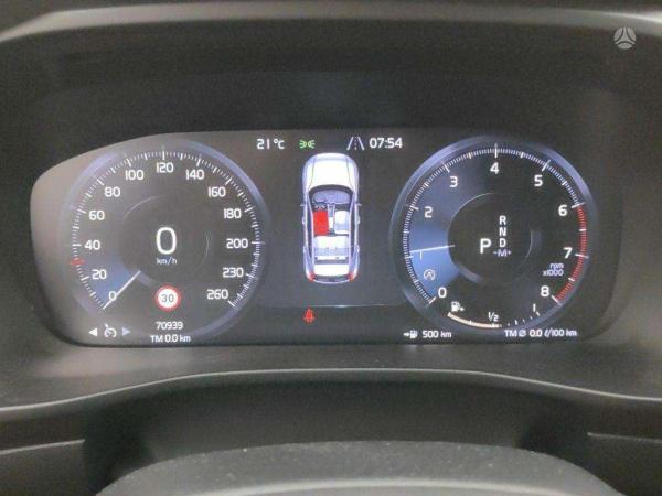 Melns Volvo XC40 2022 Viļņa, ar dzinēja tilpumu 1.48 L un nobraukumu 71 tūkst. km par 24080 €, foto 10 vietnē AUTOMOTO.COM.LV