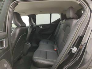 Melns Volvo XC40 2022 Viļņa, ar dzinēja tilpumu 1.48 L un nobraukumu 71 tūkst. km par 24080 €, foto 15 vietnē AUTOMOTO.COM.LV