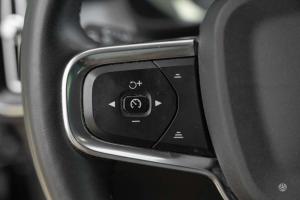 Melns Volvo XC40 2022 Viļņa, ar dzinēja tilpumu 1.97 L un nobraukumu 70 tūkst. km par 23950 €, foto 19 vietnē AUTOMOTO.COM.LV