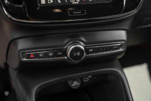 Melns Volvo XC40 2022 Viļņa, ar dzinēja tilpumu 1.97 L un nobraukumu 70 tūkst. km par 23950 €, foto 26 vietnē AUTOMOTO.COM.LV