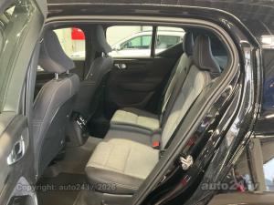 Black Volvo XC40 2022 in Tartu, with an engine capacity of 1.50 L and mileage of 202 thousand km for 21990 €, photo 11 on AUTOMOTO.COM.LV