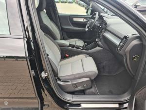 Melns Volvo XC40 2022 Šauļi, ar dzinēja tilpumu 1.48 L un nobraukumu 168 tūkst. km par 23900 €, foto 18 vietnē AUTOMOTO.COM.LV