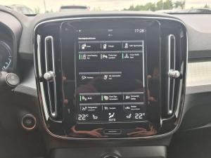 Melns Volvo XC40 2022 Šauļi, ar dzinēja tilpumu 1.48 L un nobraukumu 168 tūkst. km par 23900 €, foto 25 vietnē AUTOMOTO.COM.LV