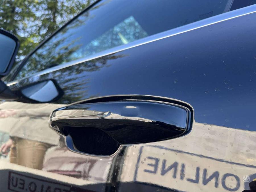 Melns Volvo XC40 2022 Kauņa, ar dzinēja tilpumu 1.48 L un nobraukumu 81 tūkst. km par 21900 €, foto 12 vietnē AUTOMOTO.COM.LV