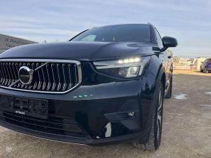 Melns Volvo XC40 2022 Kauņa, ar dzinēja tilpumu 1.48 L un nobraukumu 81 tūkst. km par 21900 €, foto 14 vietnē AUTOMOTO.COM.LV