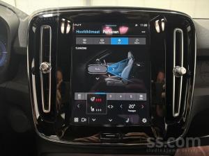 Melns Volvo XC40 2022 Rīga, ar dzinēja tilpumu 1.50 L un nobraukumu 140 tūkst. km par 26990 €, foto 7 vietnē AUTOMOTO.COM.LV