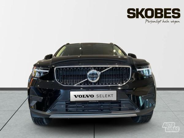Black Volvo XC40 2023 in Kaunas, with an engine capacity of 0.00 L and mileage of 76 thousand km for 31477 €, photo 3 on AUTOMOTO.COM.LV