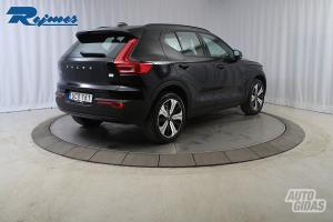 Black Volvo XC40 2023 in Kaunas, with an engine capacity of 0.00 L and mileage of 61 thousand km for 33969 €, photo 4 on AUTOMOTO.COM.LV
