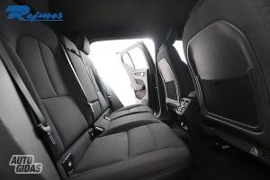 Black Volvo XC40 2023 in Kaunas, with an engine capacity of 0.00 L and mileage of 61 thousand km for 33969 €, photo 8 on AUTOMOTO.COM.LV