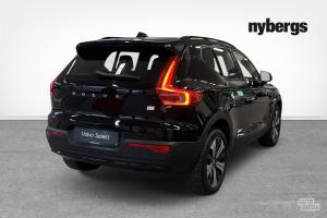 Black Volvo XC40 2023 in Kaunas, with an engine capacity of 0.00 L and mileage of 30 thousand km for 36622 €, photo 8 on AUTOMOTO.COM.LV