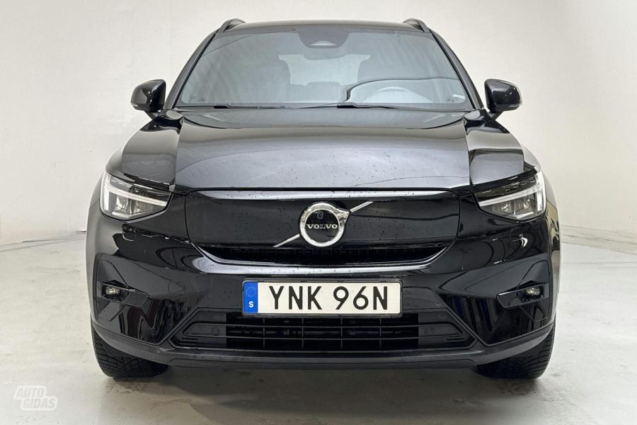 Melns Volvo XC40 2023 Kauņa, ar dzinēja tilpumu 0.00 L un nobraukumu 92 tūkst. km par 30802 €, foto 4 vietnē AUTOMOTO.COM.LV