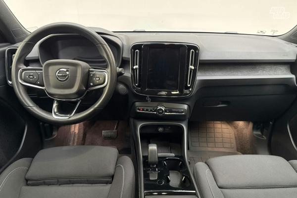 Melns Volvo XC40 2023 Kauņa, ar dzinēja tilpumu 0.00 L un nobraukumu 92 tūkst. km par 30802 €, foto 6 vietnē AUTOMOTO.COM.LV