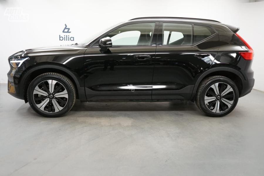 Melns Volvo XC40 2023 Kauņa, ar dzinēja tilpumu 0.00 L un nobraukumu 63 tūkst. km par 34140 €, foto 2 vietnē AUTOMOTO.COM.LV