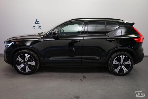 Black Volvo XC40 2023 in Kaunas, with an engine capacity of 0.00 L and mileage of 61 thousand km for 34101 €, photo 2 on AUTOMOTO.COM.LV