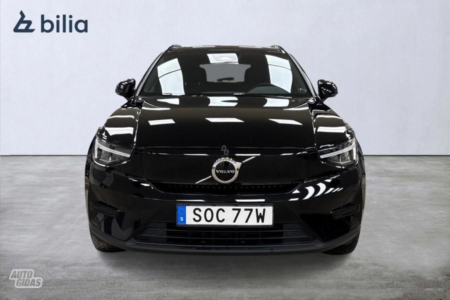 Black Volvo XC40 2023 in Kaunas, with an engine capacity of 0.00 L and mileage of 43 thousand km for 32670 €, photo 8 on AUTOMOTO.COM.LV