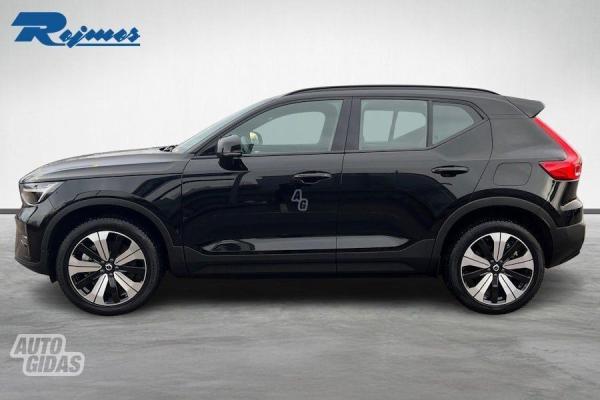 Melns Volvo XC40 2023 Kauņa, ar dzinēja tilpumu 0.00 L un nobraukumu 39 tūkst. km par 33719 €, foto 3 vietnē AUTOMOTO.COM.LV