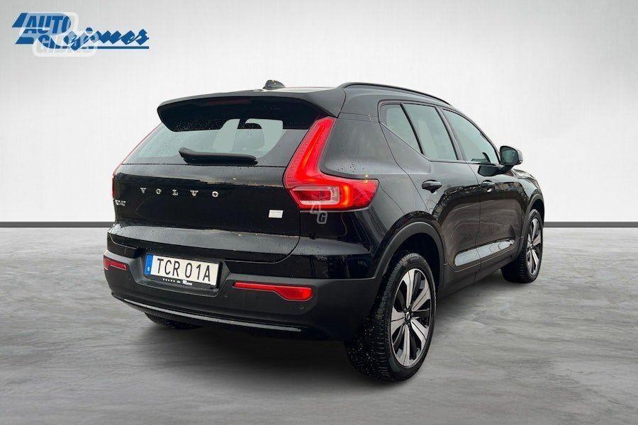 Melns Volvo XC40 2023 Kauņa, ar dzinēja tilpumu 0.00 L un nobraukumu 39 tūkst. km par 33719 €, foto 17 vietnē AUTOMOTO.COM.LV
