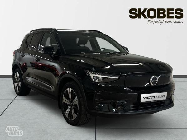 Melns Volvo XC40 2023 Kauņa, ar dzinēja tilpumu 0.00 L un nobraukumu 45 tūkst. km par 35645 €, foto 1 vietnē AUTOMOTO.COM.LV