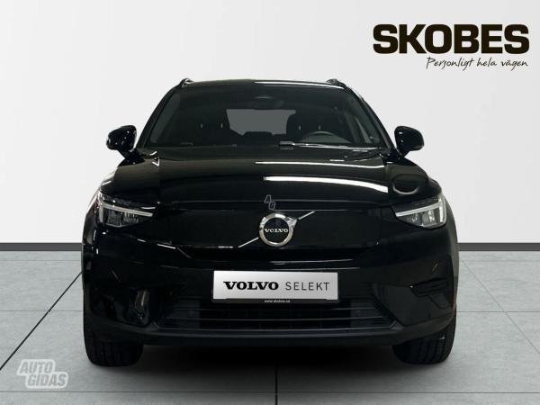 Melns Volvo XC40 2023 Kauņa, ar dzinēja tilpumu 0.00 L un nobraukumu 45 tūkst. km par 35645 €, foto 3 vietnē AUTOMOTO.COM.LV