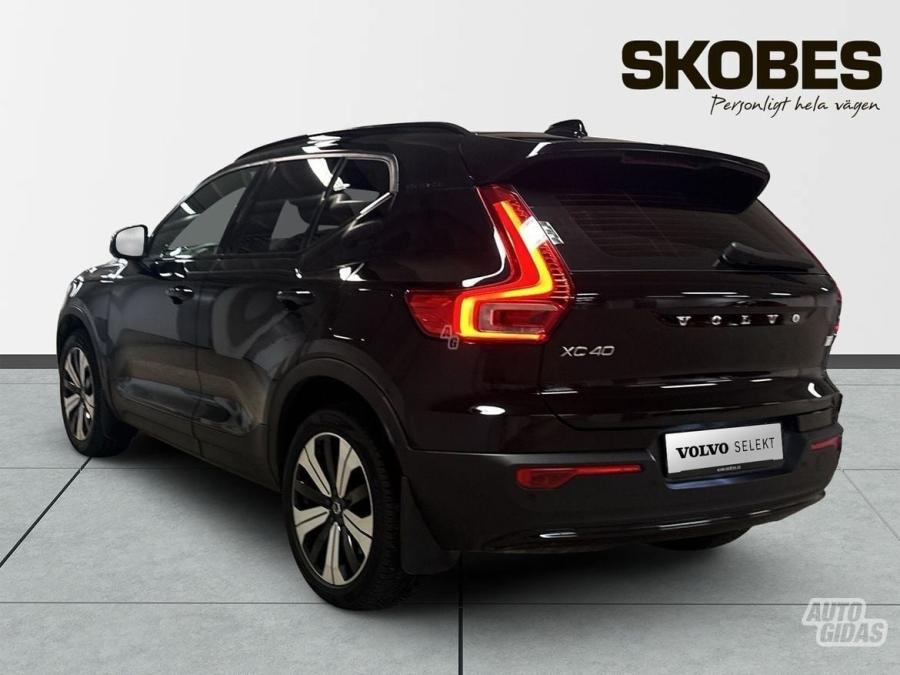 Melns Volvo XC40 2023 Kauņa, ar dzinēja tilpumu 0.00 L un nobraukumu 45 tūkst. km par 35645 €, foto 5 vietnē AUTOMOTO.COM.LV