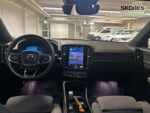 Melns Volvo XC40 2023 Kauņa, ar dzinēja tilpumu 0.00 L un nobraukumu 45 tūkst. km par 35645 €, foto 12 vietnē AUTOMOTO.COM.LV