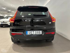 Black Volvo XC40 2023 in Kaunas, with an engine capacity of 0.00 L and mileage of 31 thousand km for 35655 €, photo 5 on AUTOMOTO.COM.LV