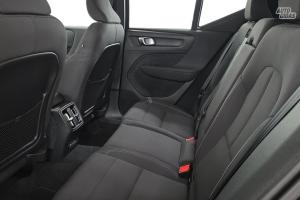 Black Volvo XC40 2023 in Kaunas, with an engine capacity of 0.00 L and mileage of 18 thousand km for 36013 €, photo 13 on AUTOMOTO.COM.LV