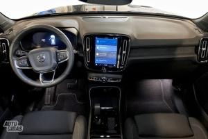 Melns Volvo XC40 2023 Kauņa, ar dzinēja tilpumu 0.00 L un nobraukumu 45 tūkst. km par 36186 €, foto 5 vietnē AUTOMOTO.COM.LV