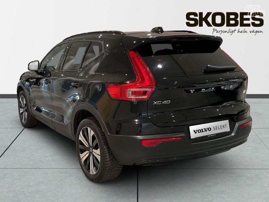 Black Volvo XC40 2023 in Kaunas, with an engine capacity of 0.00 L and mileage of 64 thousand km for 36147 €, photo 5 on AUTOMOTO.COM.LV