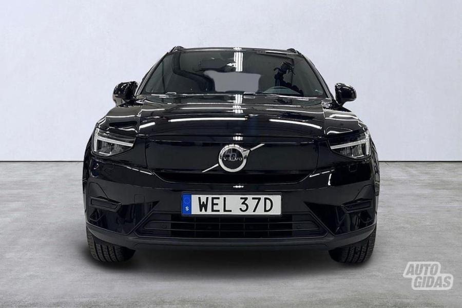 Black Volvo XC40 2023 in Kaunas, with an engine capacity of 0.00 L and mileage of 24 thousand km for 34220 €, photo 7 on AUTOMOTO.COM.LV
