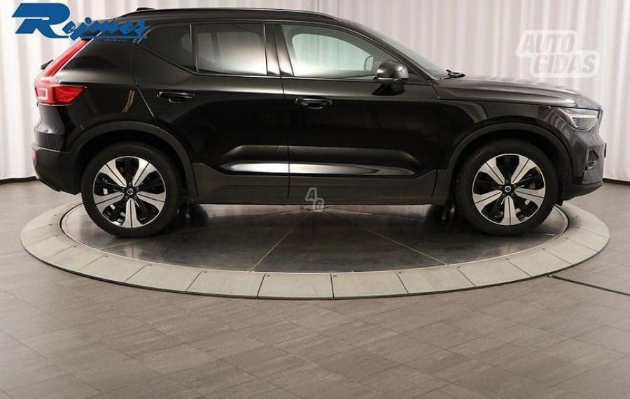 Melns Volvo XC40 2023 Kauņa, ar dzinēja tilpumu 0.00 L un nobraukumu 56 tūkst. km par 33238 €, foto 26 vietnē AUTOMOTO.COM.LV