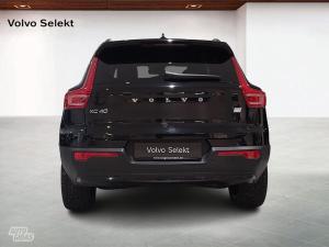 Black Volvo XC40 2023 in Kaunas, with an engine capacity of 0.00 L and mileage of 21 thousand km for 35115 €, photo 7 on AUTOMOTO.COM.LV