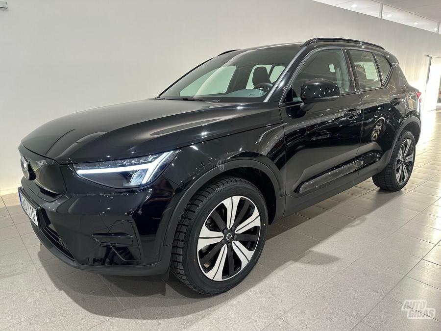 Melns Volvo XC40 2023 Kauņa, ar dzinēja tilpumu 0.00 L un nobraukumu 82 tūkst. km par 33690 €, foto 2 vietnē AUTOMOTO.COM.LV