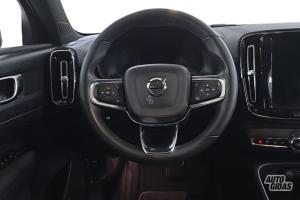 Black Volvo XC40 2023 in Kaunas, with an engine capacity of 0.00 L and mileage of 46 thousand km for 36589 €, photo 11 on AUTOMOTO.COM.LV