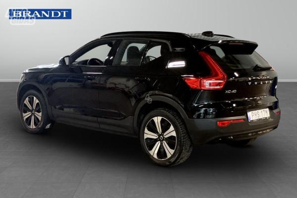 Black Volvo XC40 2023 in Kaunas, with an engine capacity of 0.00 L and mileage of 46 thousand km for 35209 €, photo 2 on AUTOMOTO.COM.LV