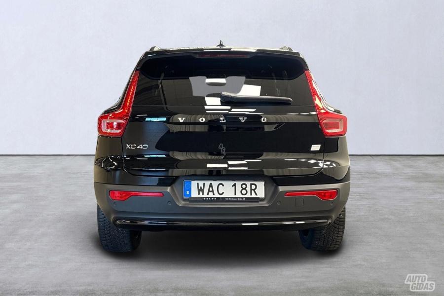 Melns Volvo XC40 2023 Kauņa, ar dzinēja tilpumu 0.00 L un nobraukumu 60 tūkst. km par 33735 €, foto 5 vietnē AUTOMOTO.COM.LV