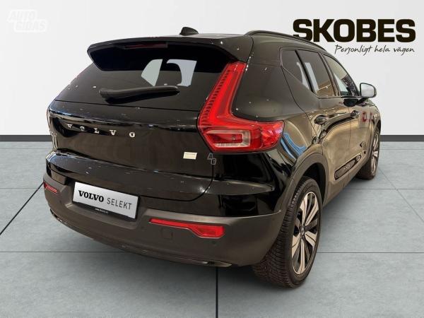 Black Volvo XC40 2023 in Kaunas, with an engine capacity of 0.00 L and mileage of 66 thousand km for 37212 €, photo 7 on AUTOMOTO.COM.LV