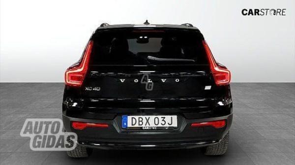 Black Volvo XC40 2023 in Kaunas, with an engine capacity of 0.00 L and mileage of 25 thousand km for 31309 €, photo 7 on AUTOMOTO.COM.LV