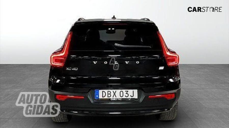 Black Volvo XC40 2023 in Kaunas, with an engine capacity of 0.00 L and mileage of 25 thousand km for 31309 €, photo 7 on AUTOMOTO.COM.LV