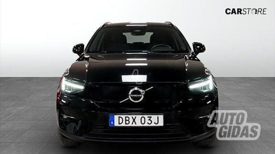 Black Volvo XC40 2023 in Kaunas, with an engine capacity of 0.00 L and mileage of 25 thousand km for 31309 €, photo 8 on AUTOMOTO.COM.LV