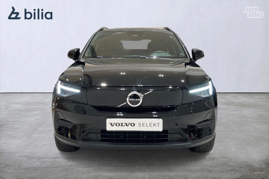 Black Volvo XC40 2023 in Kaunas, with an engine capacity of 0.00 L and mileage of 11 thousand km for 36720 €, photo 6 on AUTOMOTO.COM.LV