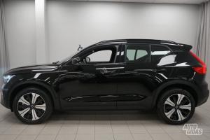 Black Volvo XC40 2023 in Kaunas, with an engine capacity of 0.00 L and mileage of 18 thousand km for 36885 €, photo 2 on AUTOMOTO.COM.LV