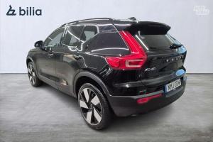 Black Volvo XC40 2023 in Kaunas, with an engine capacity of 0.00 L and mileage of 34 thousand km for 35896 €, photo 2 on AUTOMOTO.COM.LV