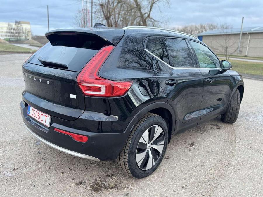 Melns Volvo XC40 2023 Jonava, ar dzinēja tilpumu 1.48 L un nobraukumu 43 tūkst. km par 27999 €, foto 5 vietnē AUTOMOTO.COM.LV