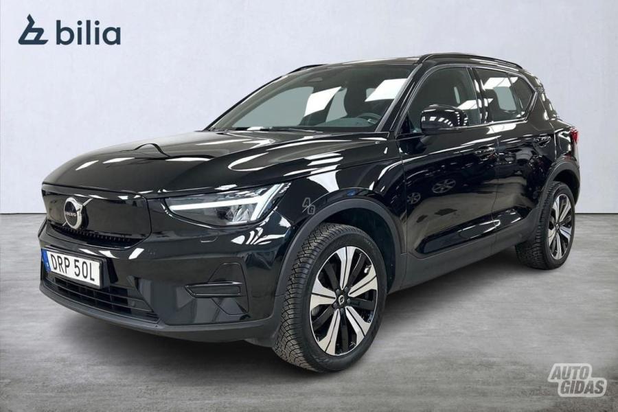 Black Volvo XC40 2023 in Kaunas, with an engine capacity of 0.00 L and mileage of 47 thousand km for 35489 €, photo 1 on AUTOMOTO.COM.LV
